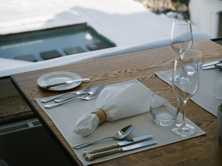 Cutlery language - This can mean the placement of the knife and fork ...